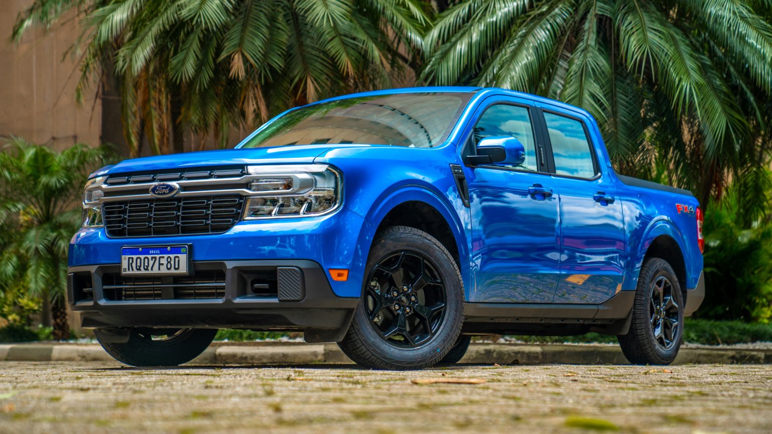 Picape Ford Maverick chega por R$ 239.990 e já encara a Fiat Toro Ultra