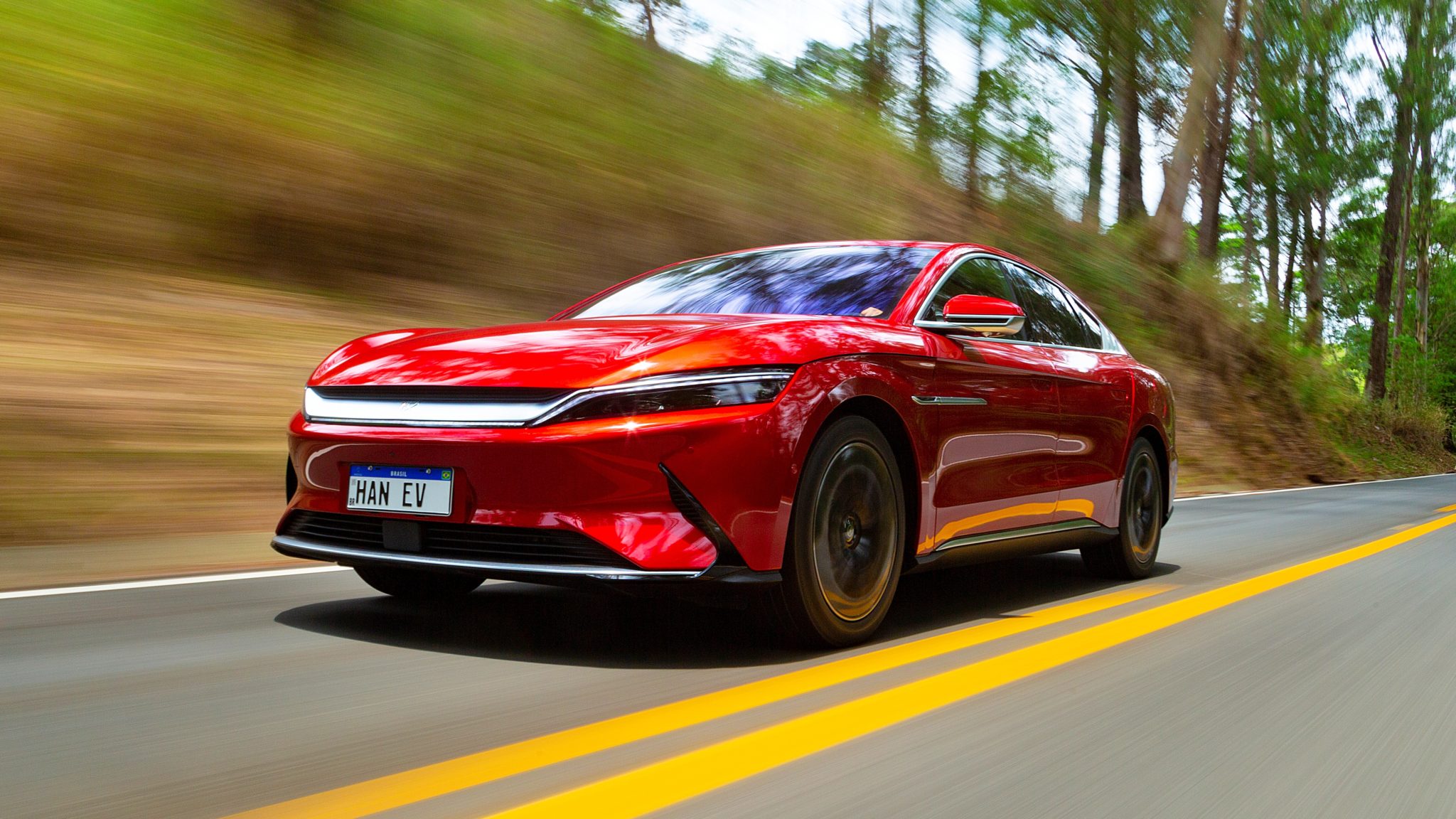 BYD registra no Brasil sedã elétrico com 700 km de autonomia