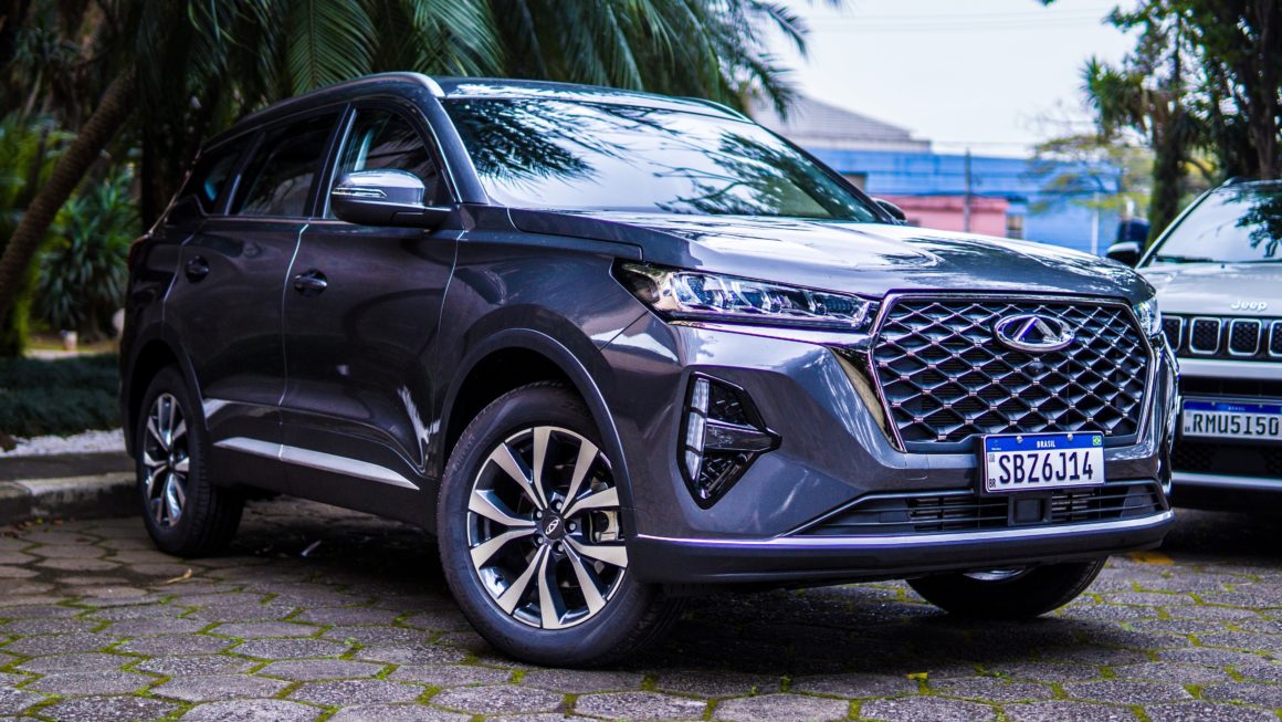 Duelo de SUVs: Tiggo 7 Pro Max Drive encara líder Compass Limited