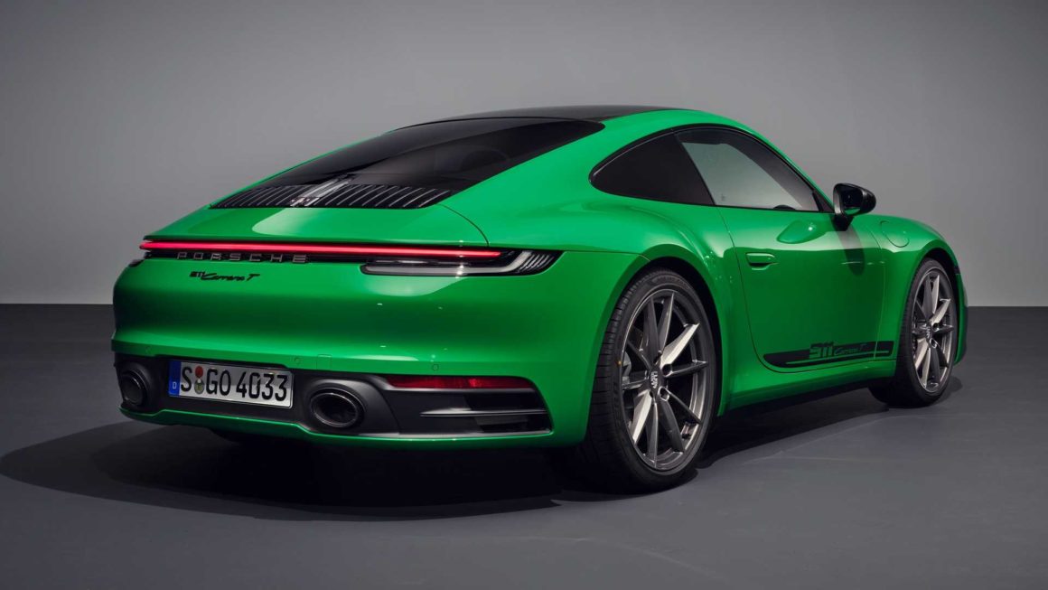 Porsche 911 Carrera T tem câmbio manual e custa R$ 815 mil