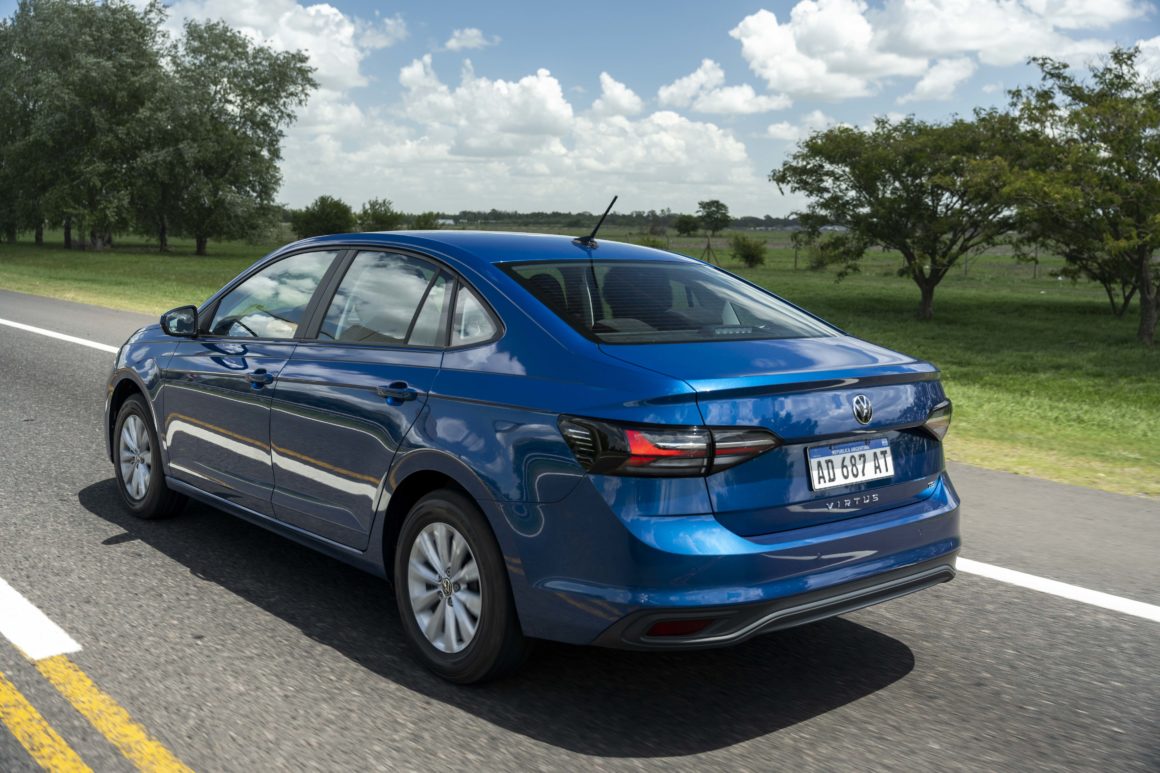 VW Virtus 170 TSI: como é a nova versão de entrada do sedã?