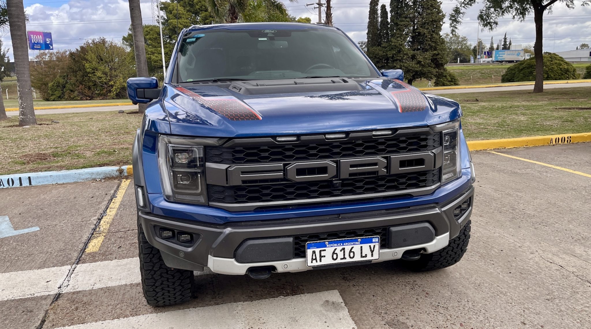 Ford F-150 Raptor e Ranger Raptor podem vir ao Brasil - Jornal do Carro ...