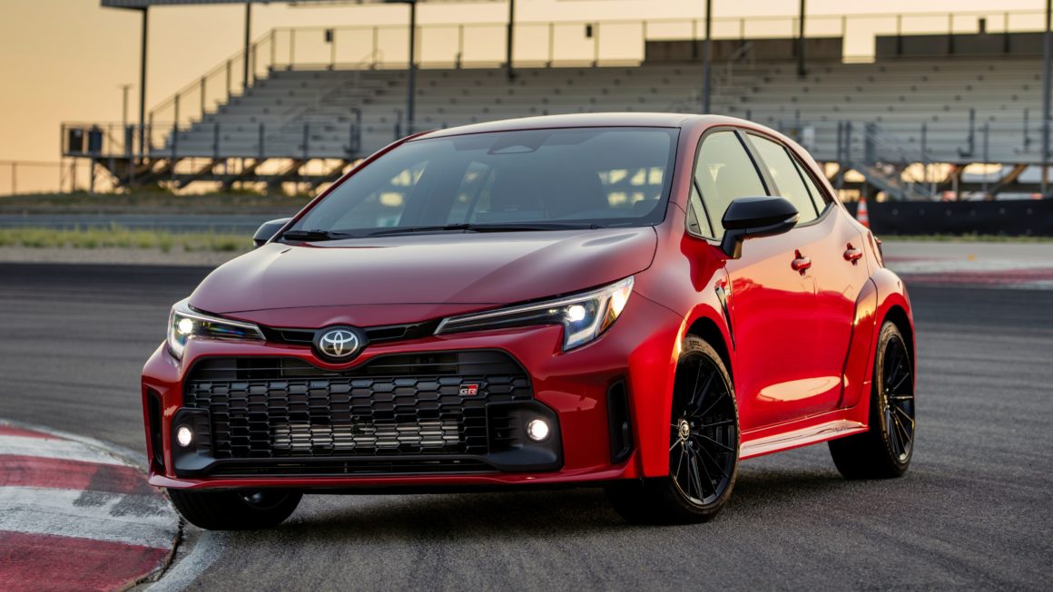 GR Corolla será mais caro que o Civic Type R; revendas revelam preço